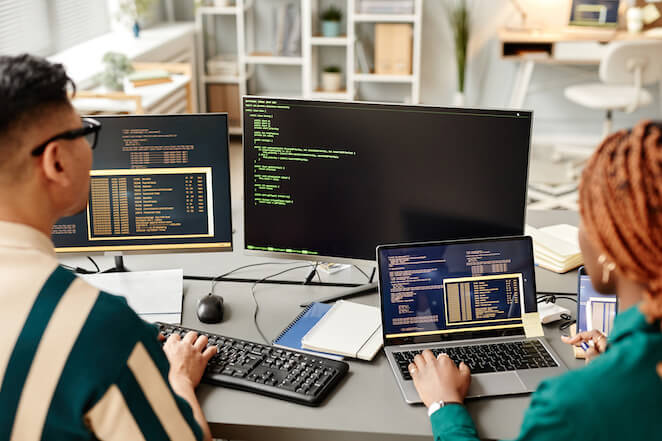 Implementing a container shell access system on ECS