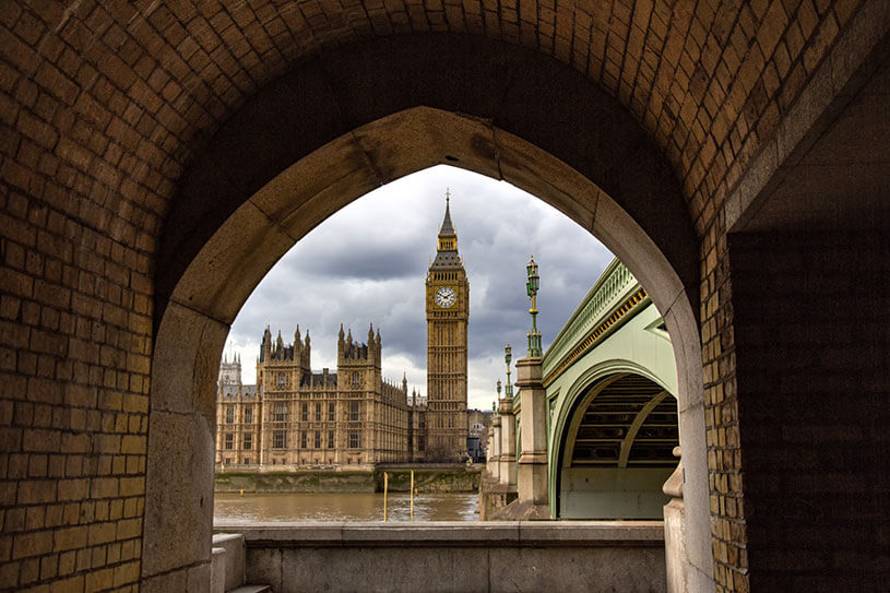 10 legal changes impacting small businesses in 2025 - Simply Business UK